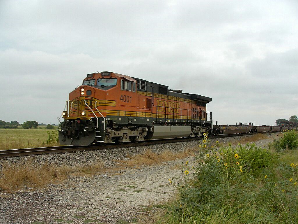 BNSF 4001